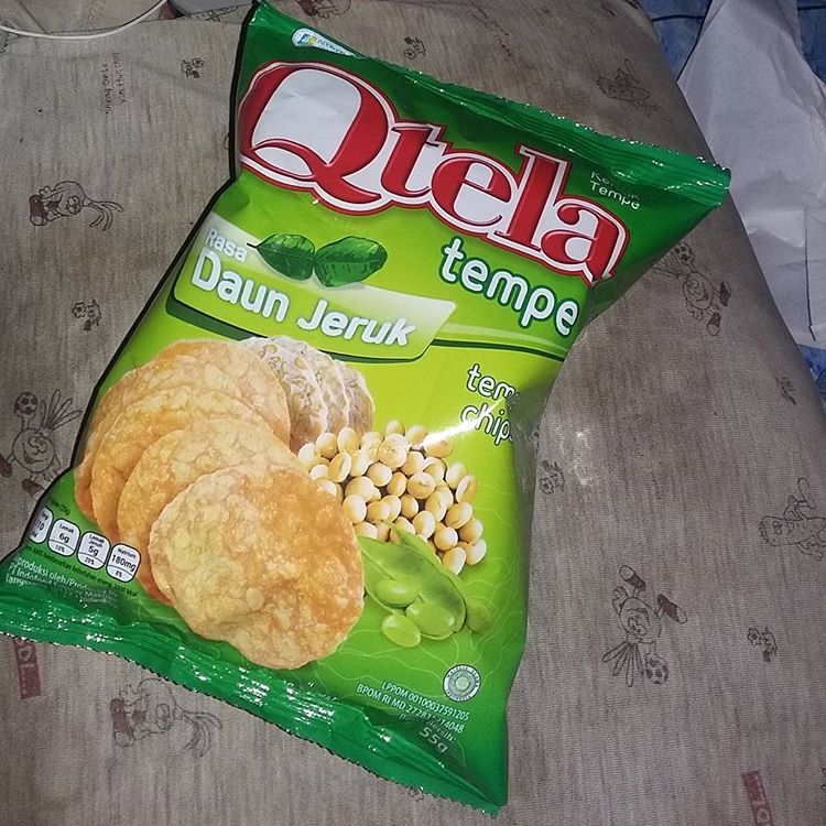 Qtela Keripik Tempe Daun Jeruk Qtela Keripik Tempe Daun Jeruk